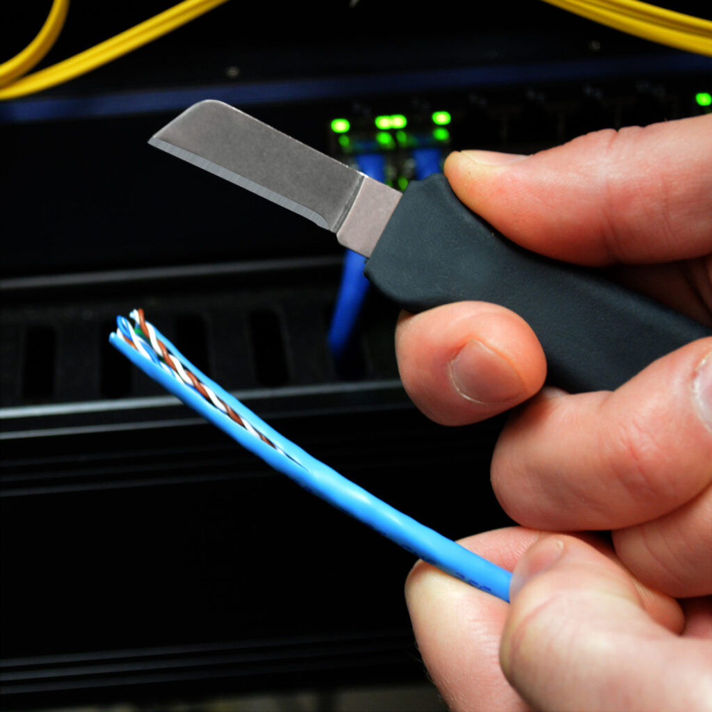 Cable Splicers Knife, 6-1/4" with 1-1/2" blade, Ergonomic Handle ...